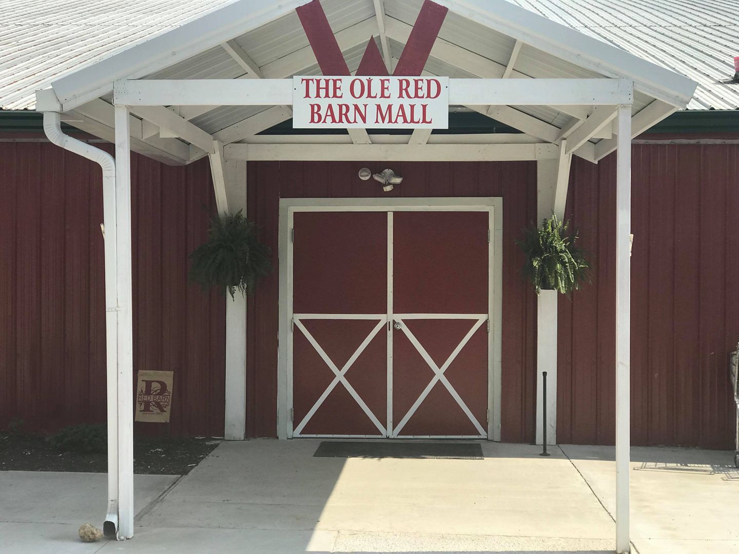 The Ole Red Barn Mall - Visit Winchester KY